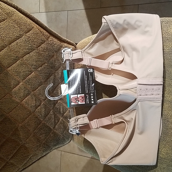 Bali | Intimates & Sleepwear | Bali One Smooth U Ultra Light Minimizer ...